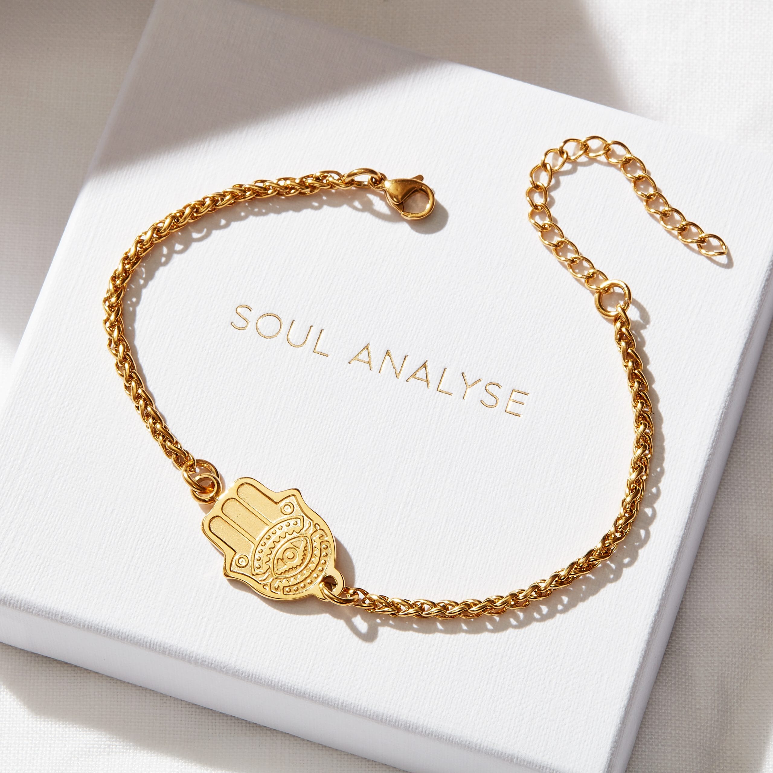 5 Bracelet Styling Tips for Wrists that Dazzle - Soul Analyse