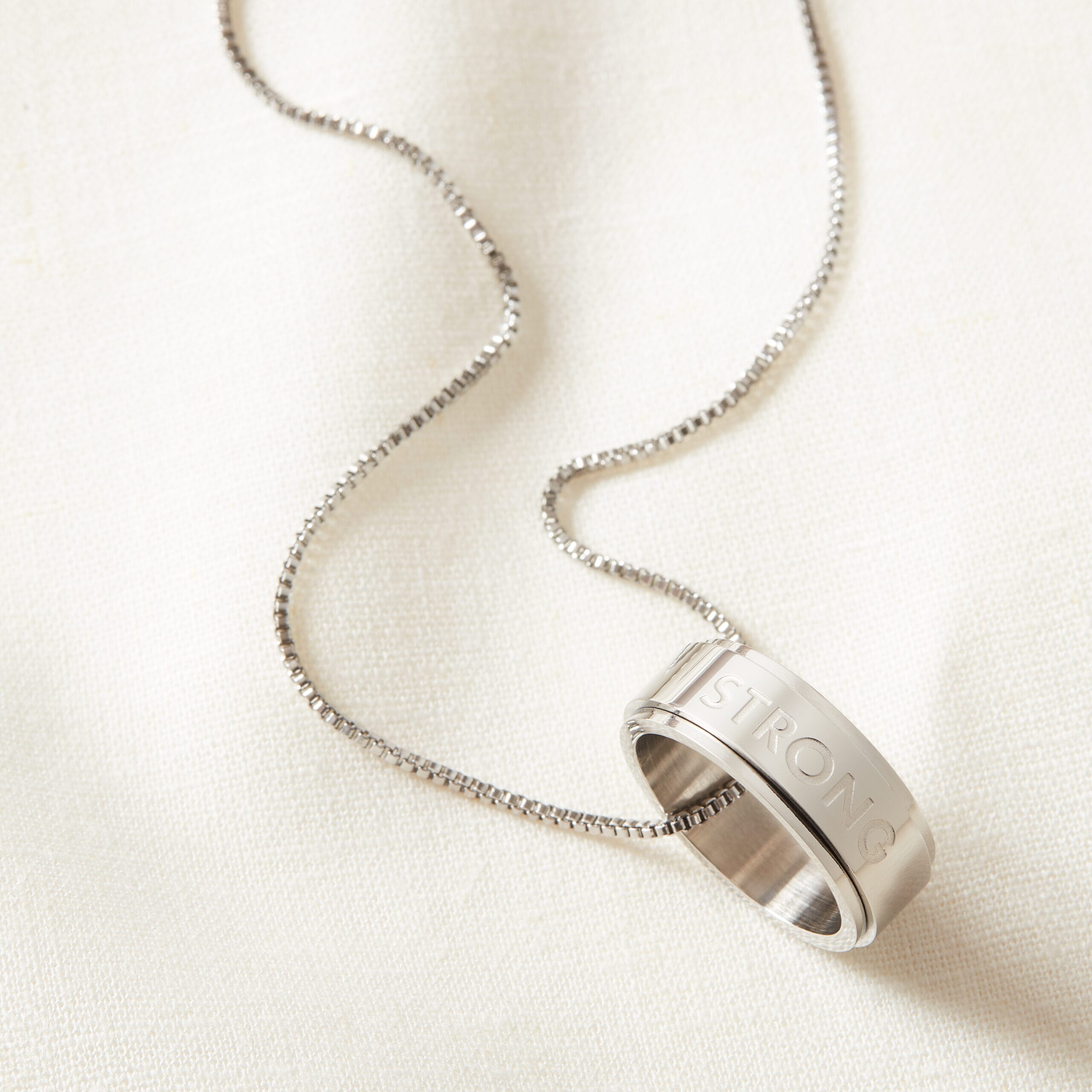'STRONG' Spinner Ring Necklace - Soul Analyse