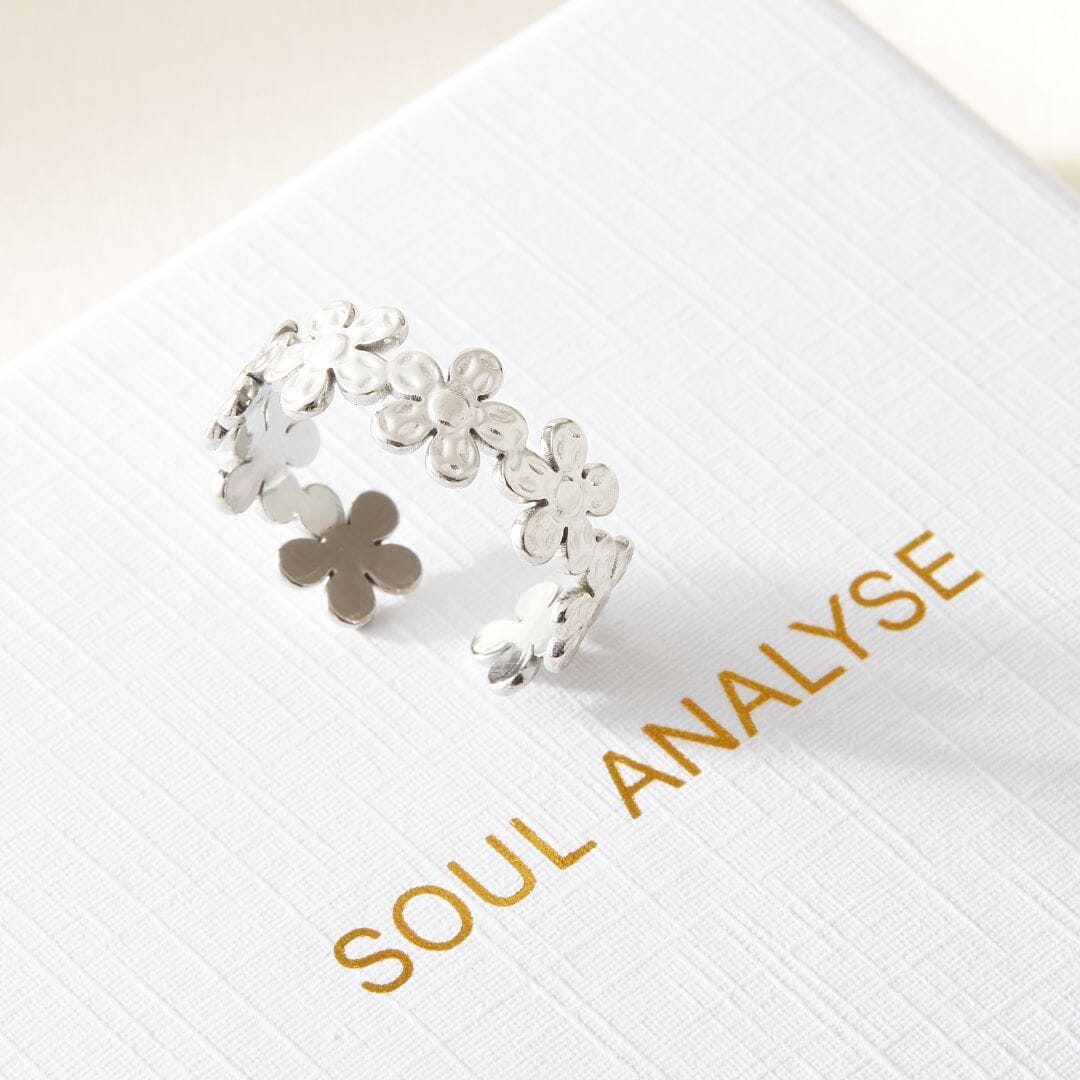 Wrap-Around Flower Ring Adjustable - Soul Analyse